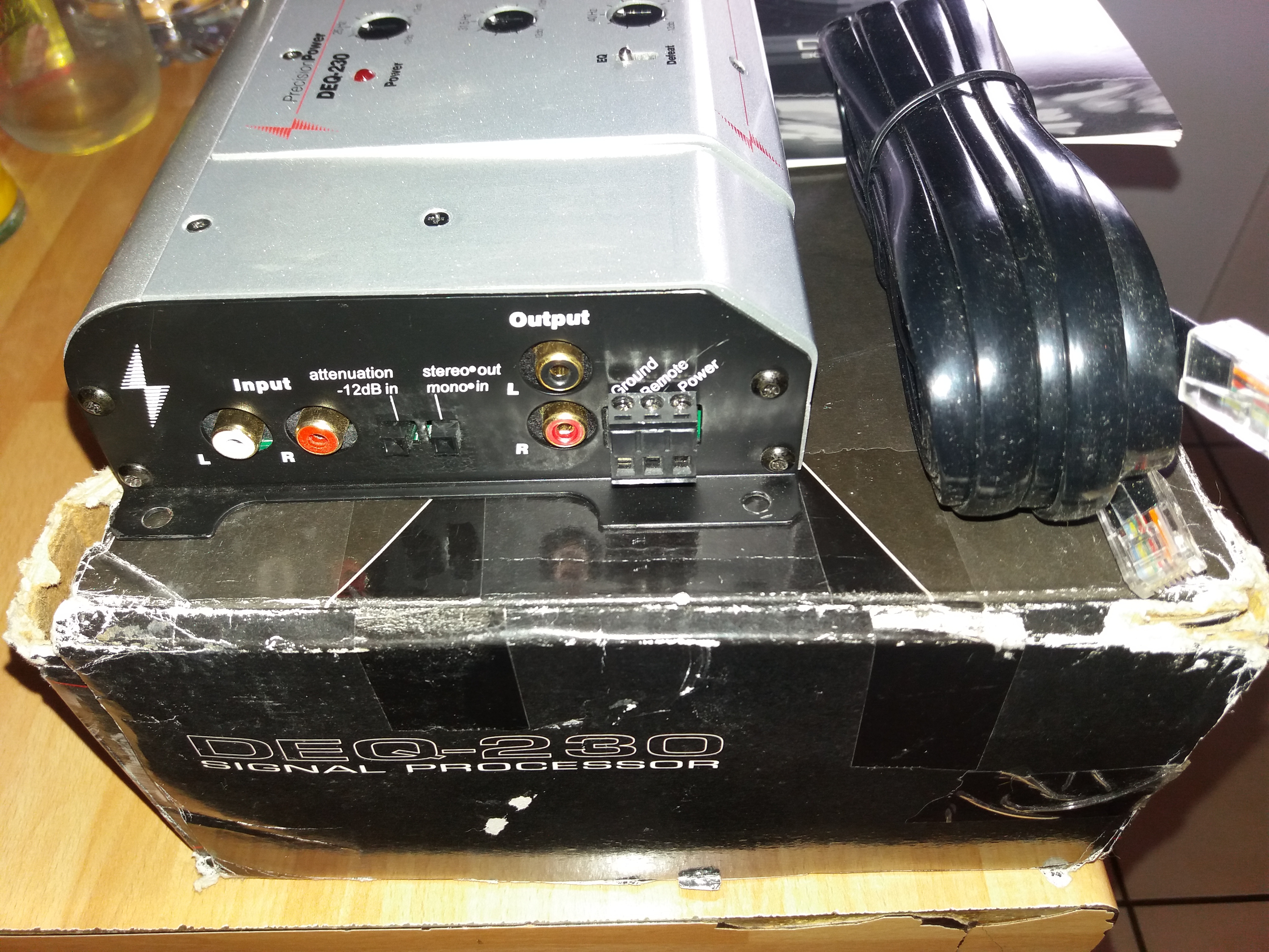 Egaliseur Précision Power PPI DEQ 230 - Autoson.fr